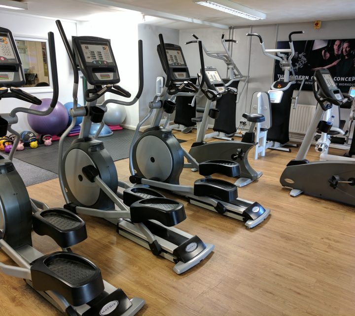 Oakwood Sports Centre | A local business in Horley, Surrey